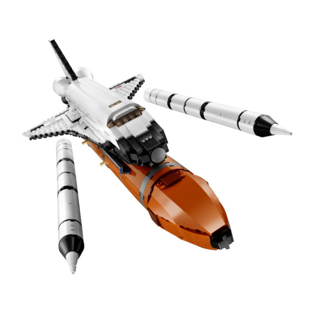 LEGO Shuttle Expedition: pieces of the Space Shuttle history