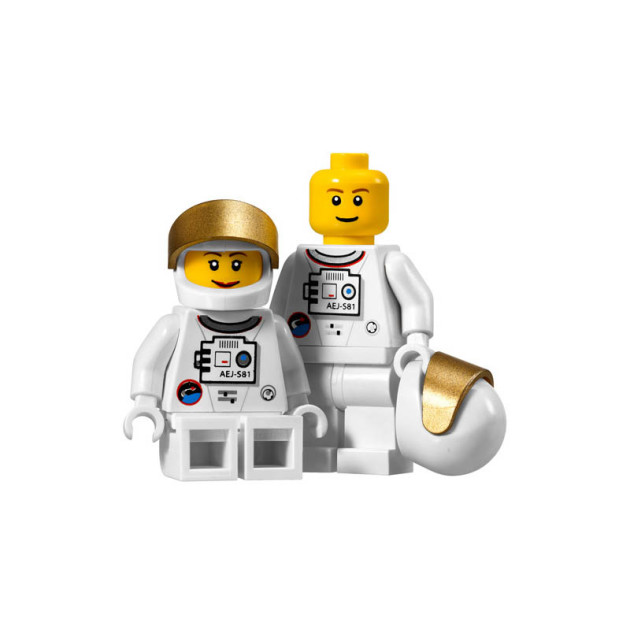 LEGO Shuttle Expedition: pieces of the Space Shuttle history