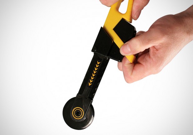 Paladone Chainsaw Pizza Cutter