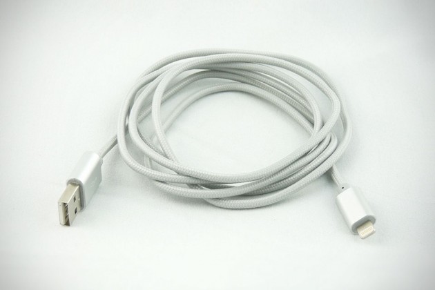 Lightning Rabbit Fabric-Wound Cables Review