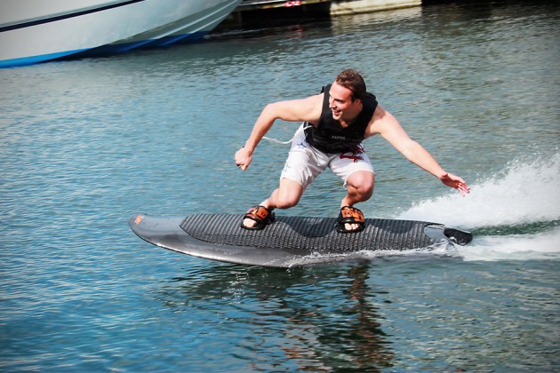 This Electric Wakeboard Lets You Wakeboard Without a Wakeboat Boat