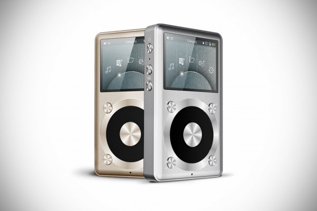 Fiio Puts Portable High-Res Audio in Your Pocket for Under 100 Bucks