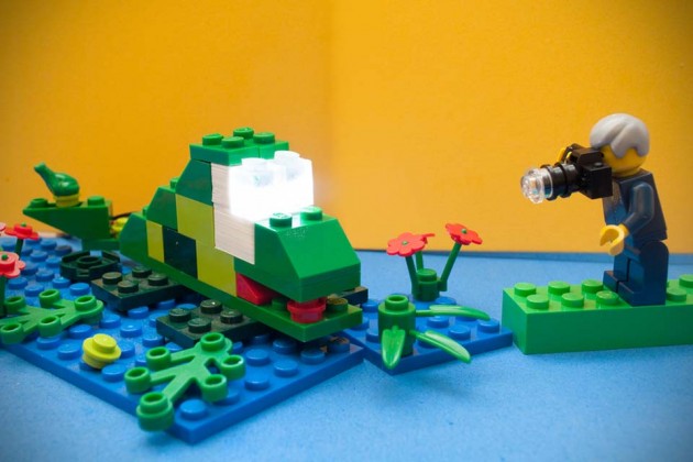 Build Upons Light Up Bricks Let You Light Up Your LEGO Creations
