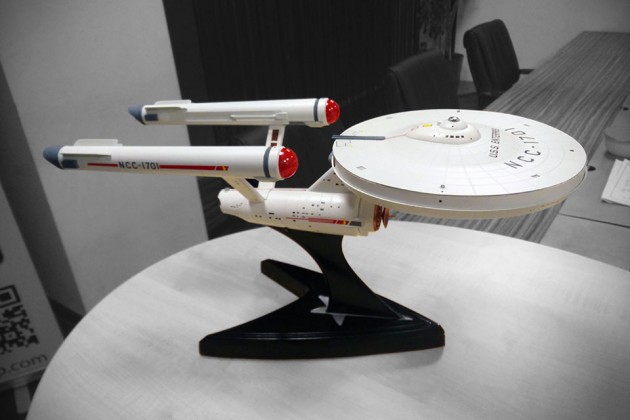 Star Trek Enthusiasts Transplanted a WiFi Router into a Model of the ...