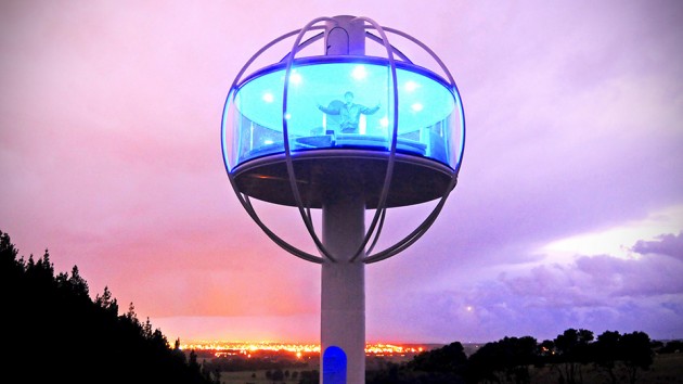 Skysphere is How Grown Ups Treehouse Should Look Like