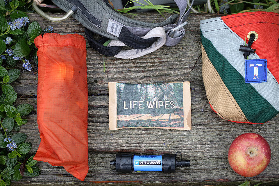 Life Wipes Are Seriously Big Wet Wipes That Let You ’Shower’ On-The-Go