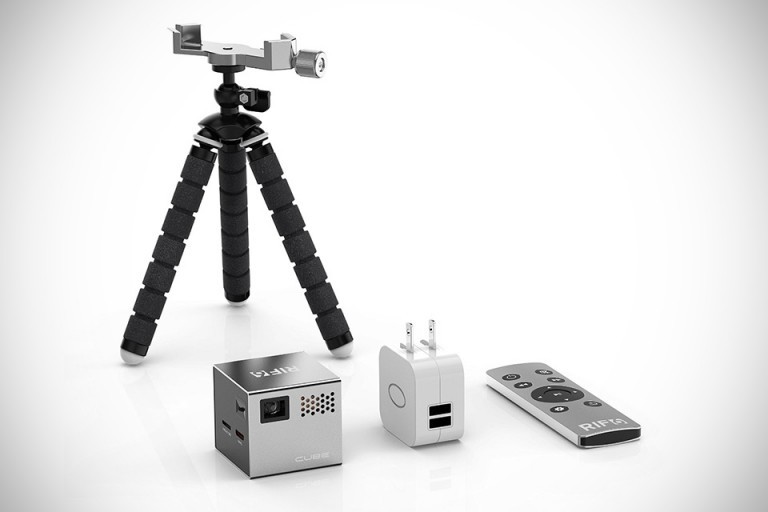 The Cube Mobile Projector Is 2-inch Tiny But Puts Out 120-inch Projection