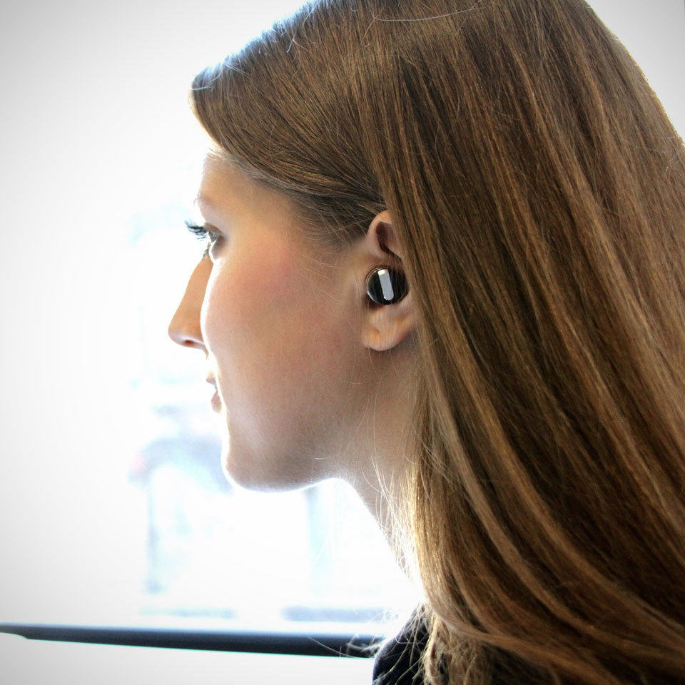 BULLET Bluetooth 4.1 Earbuds Boasts A Cool 80 Hours Battery Life