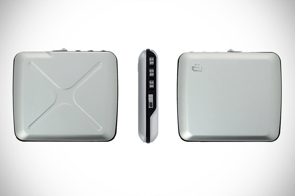 This Metal Wallet Keeps Your Money Safe With 3-Digit Locking Code