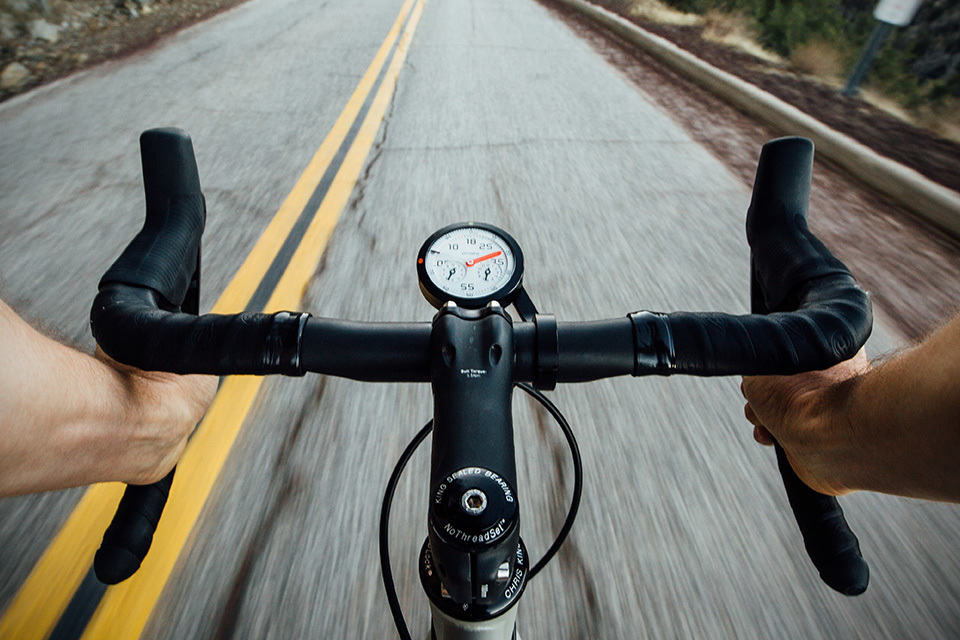 Omata One: Finally, A Bike Speedometer That Actually Looks Like One