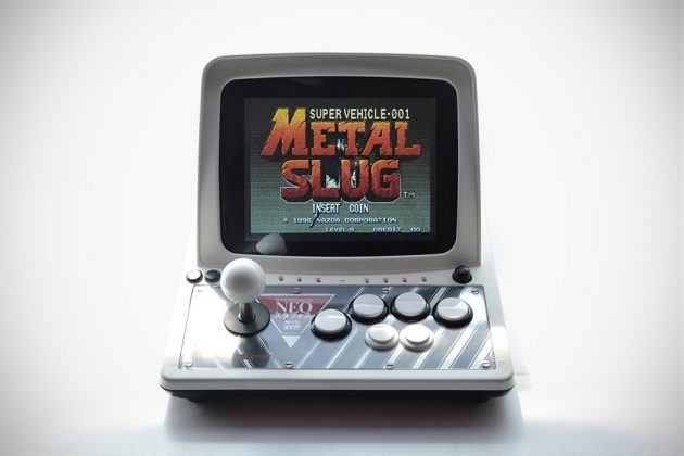 Neo Geo Game Console Turned Into A Beautiful Tabletop Arcade Machine
